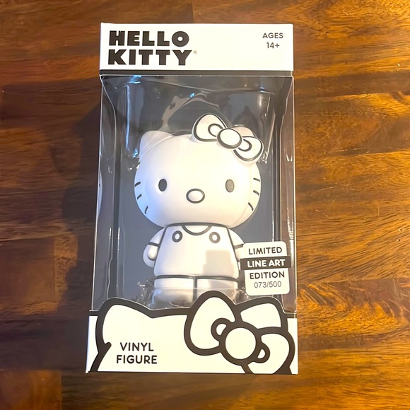 Sanrio | Other | Rare Hello Kitty Limited Edition Line Art Vinyl Figure ...